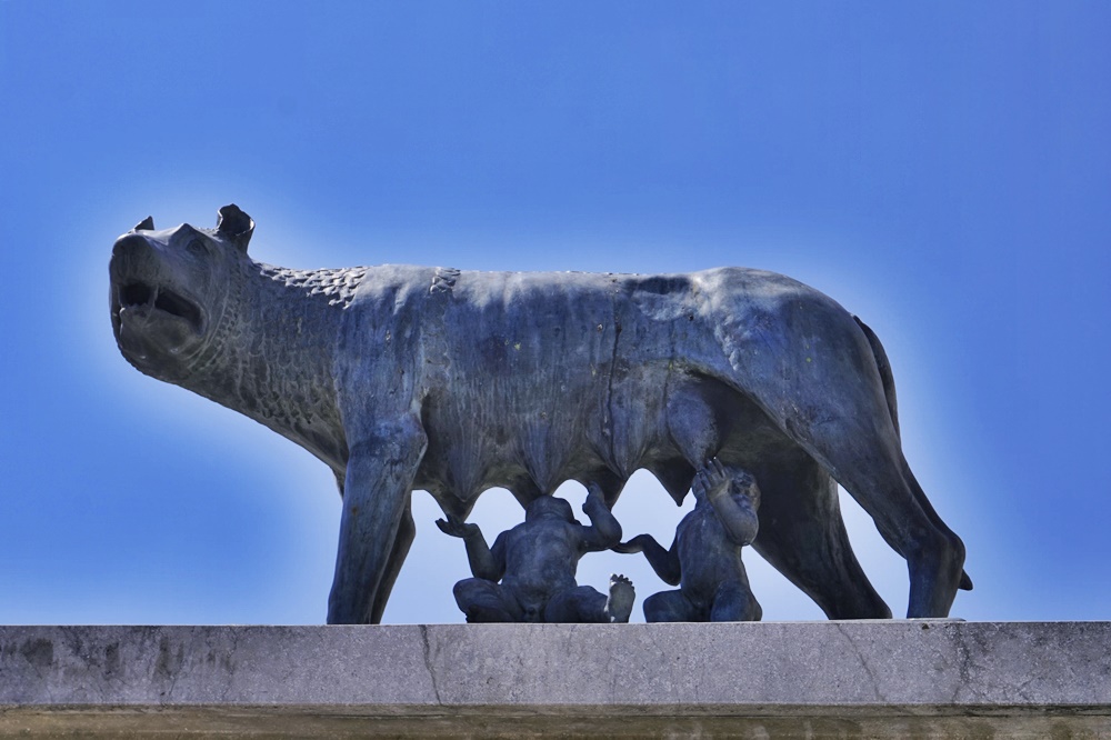 The Howling Ally – The Wolf as Totem in Magical Initiations - Nettle's ...